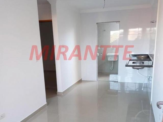 Apartamento de 35m² com 2 quartos
