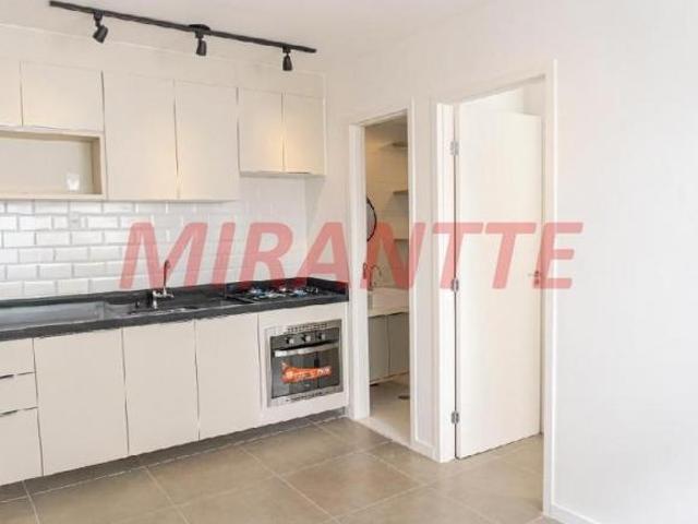 Apartamento de 35m² com 2 quartos