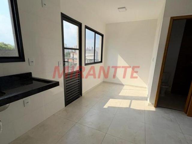 Apartamento de 35m² com 2 quartos