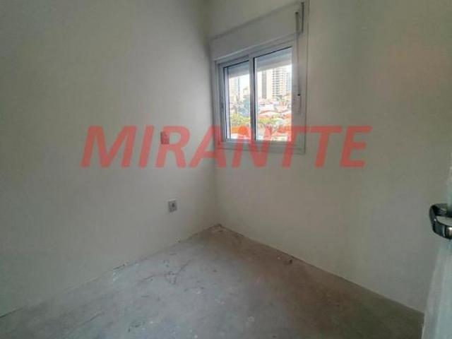 Apartamento de 35m² com 2 quartos