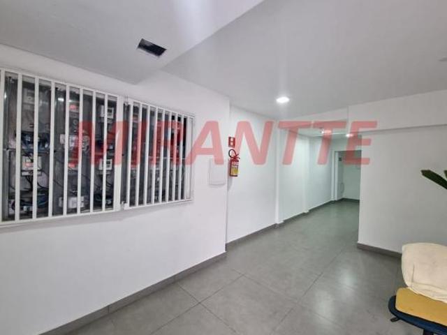 Apartamento de 36m² com 2 quartos
