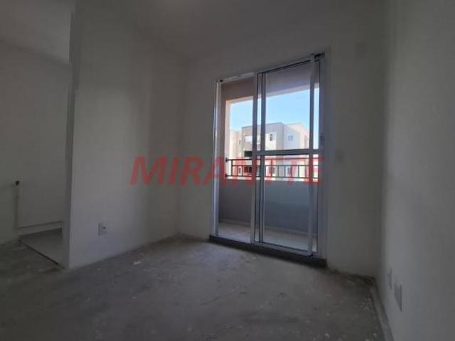 Apartamento de 38m² com 2 quartos