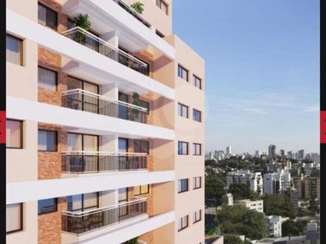 Apartamento de 38m² a venda no Portão