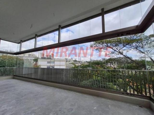 Apartamento de 390m² com 4 quartos