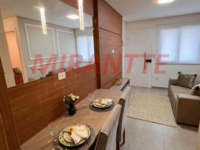 Apartamento de 39m² com 2 quartos