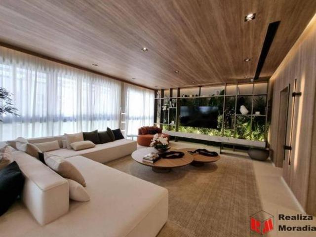 Apartamento de 3 a 4 dormitórios à venda, 273 m² por R$ 3.250.000 Empresarial 18 do Forte Baruer