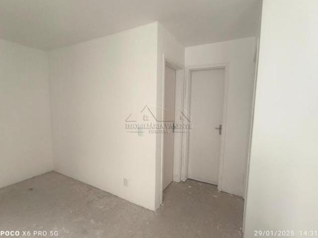 Apartamento de 3º andar com 2 quartos, vaga de gar