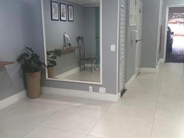 Apartamento de 3 com 55m², sacada, uma vaga, à venda por R$ 280.000 São Paulo