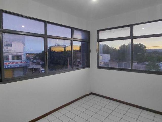 Apartamento de 3 comodos amplo 1 andar Aceito Carro Guará II Urgente!