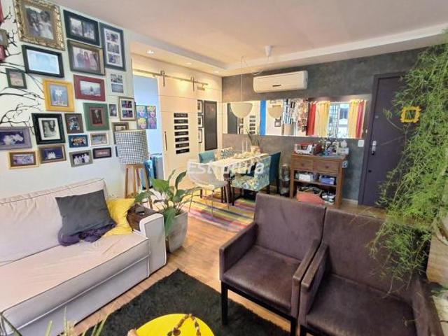 Apartamento de 3 dormitórios mobiliado, planejado por arquiteto, no Centro de S