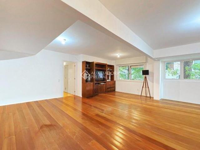 Apartamento de 3 dormitórios no Moinhos de Vento