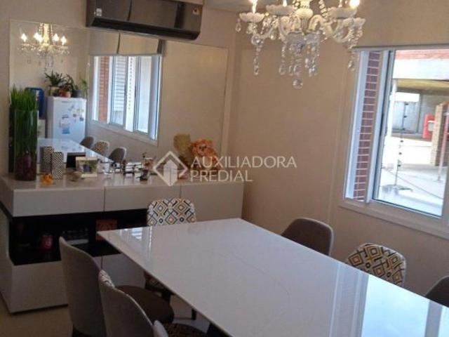 Apartamento de 3 dormitórios no bairro Tristeza