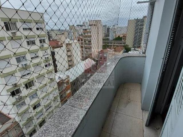 Apartamento de 3 dormitórios no Bairro Centro Histórico