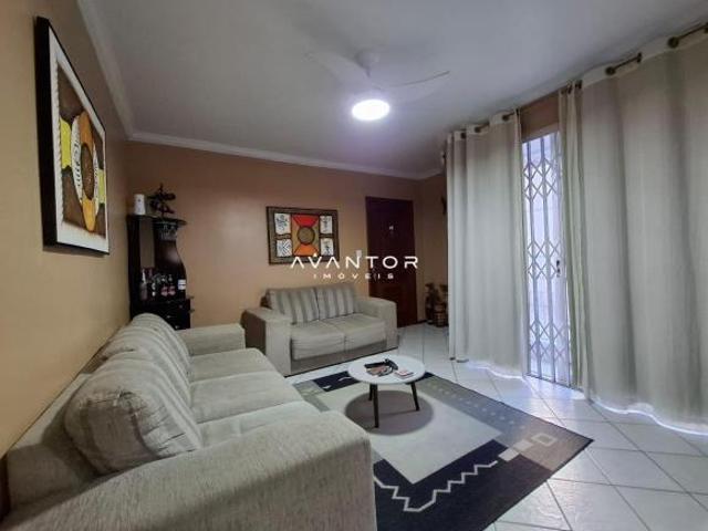 Apartamento de 3 dormitórios no bairro Menino Jesus em Santa Maria