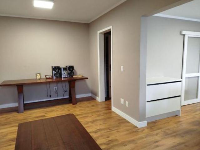 Apartamento de 3 dormitórios à venda, 107 m² por R$ 900.000,00 Menino Deus Porto Alegre/RS