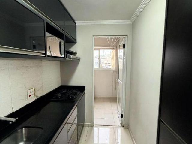Apartamento de 3 dormitórios a venda em Alphaville