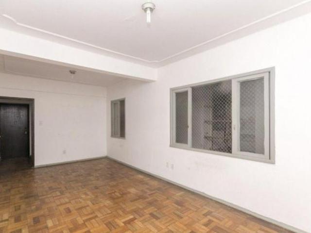 Apartamento de 3 dormitórios com 89 metros privativos no Centro