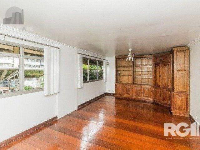 APARTAMENTO DE 3 DORMITÓRIOS COM 138m² NA PROF CRISTIANO FISCHER