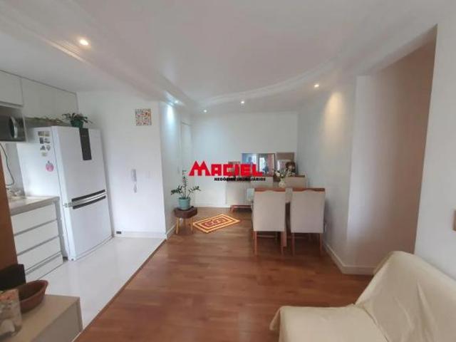 Apartamento de 3 dormitórios, com 1 suíte no Jd. América em SJCampos PORTEIRA FECHADA