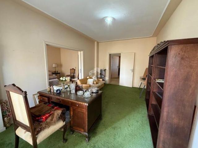 Apartamento de 3 dormitórios com 207m², com 1 vaga no Edíficio Esplanada
