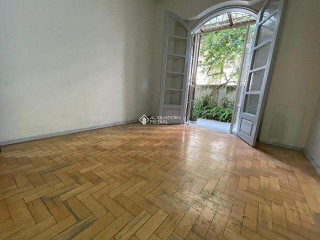 Apartamento de 3 dormitórios com vaga a venda