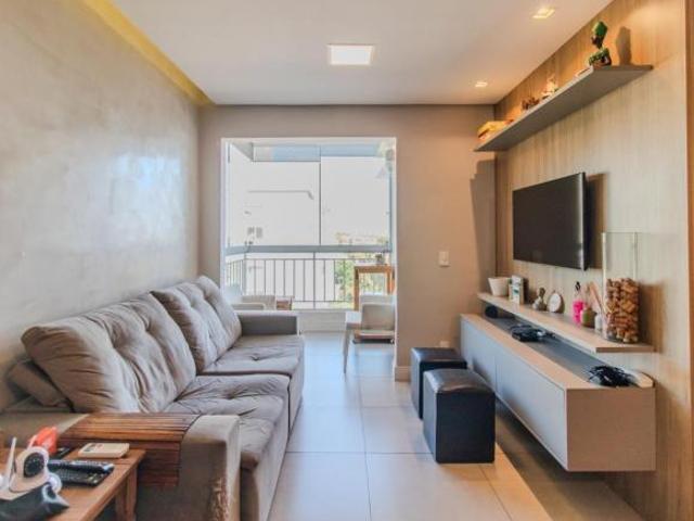 Apartamento de 3 dormitórios com vaga de garagem