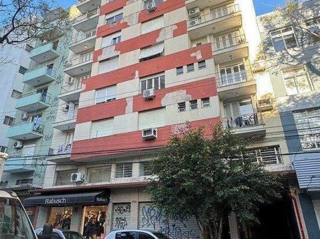 APARTAMENTO DE 3 DORMITÓRIOS COM VAGA DE GARAGEM NO CENTRO HISTÓRICO