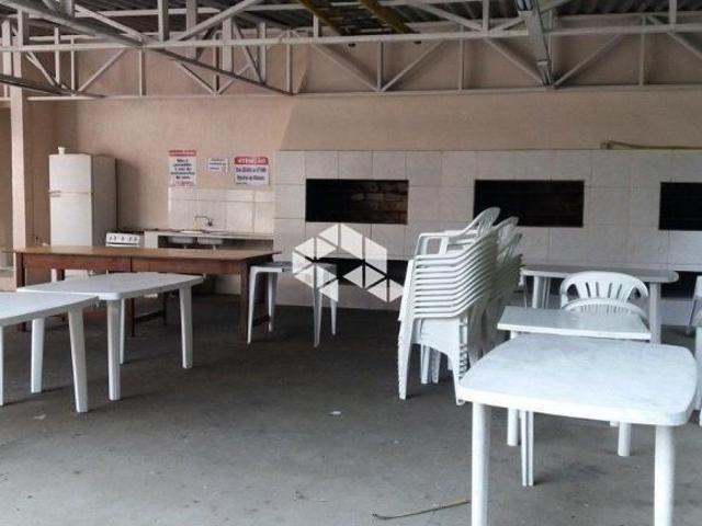 Apartamento de 3 dormitórios.com Box de estacionamento.Reformado. Rio Branco