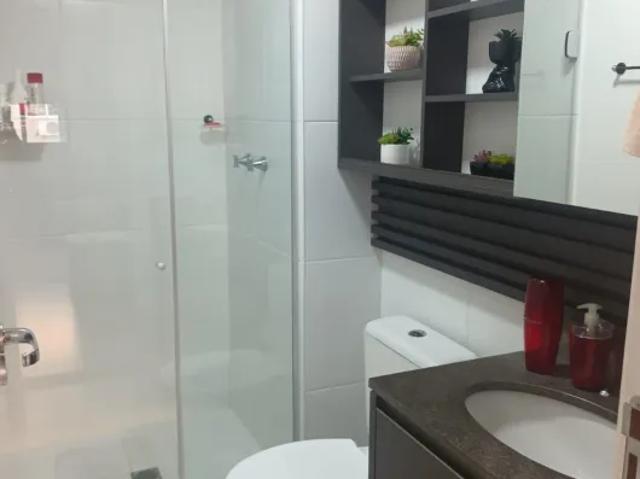 Apartamento de 3 dormitórios com living estendido, semi mobiliado, suíte e churrasqueira