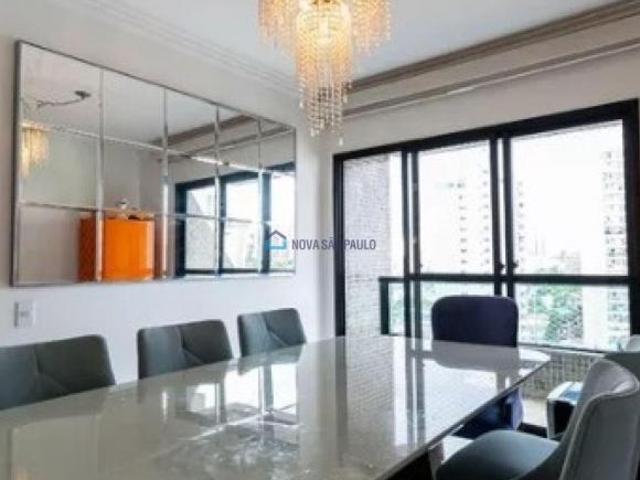 Apartamento de 3 dormitórios com piscina aquecida próximo ao metrô Sua nova vida começa aqui!