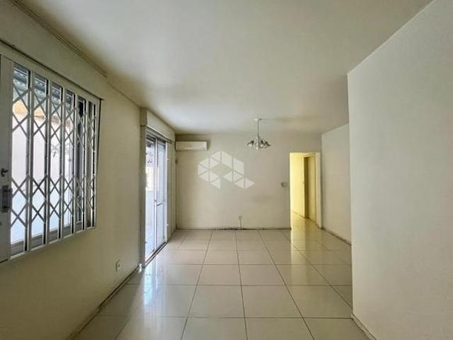 Apartamento de 3 Dormitórios com Suíte à Venda no Centro 370 mil reais