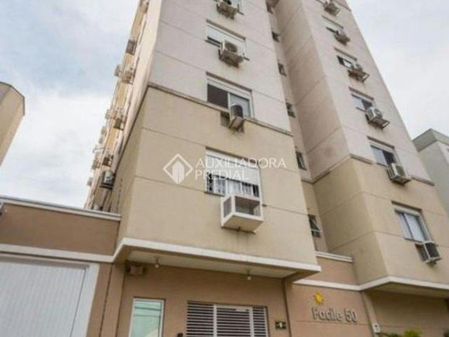 Apartamento de 3 dormitórios e 1 vaga Totalmente Mobiliado entre Azenha e Érico Veríssimo!