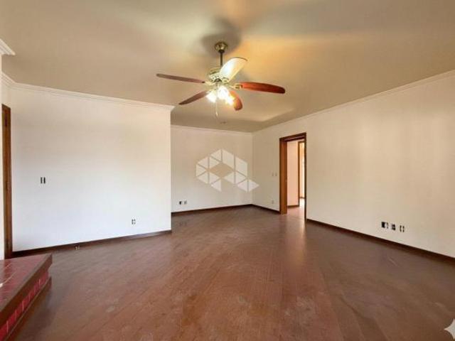 Apartamento de 3 dormitórios e 2 vagas no Mont Serrat