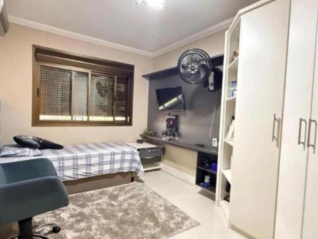 Apartamento de 3 dormitórios, elevador e 2 vagas de garagem em Canoas