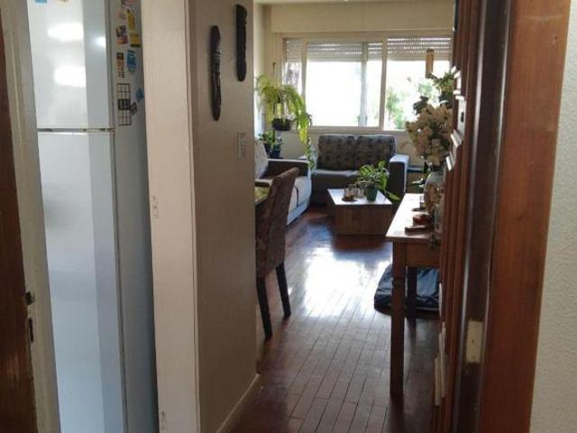 Apartamento de 3 dormitórios próximo ao Praia de Belas