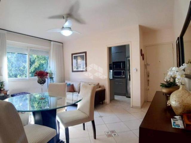 Apartamento de 3 dormitórios, reformado no Jardim Botanico
