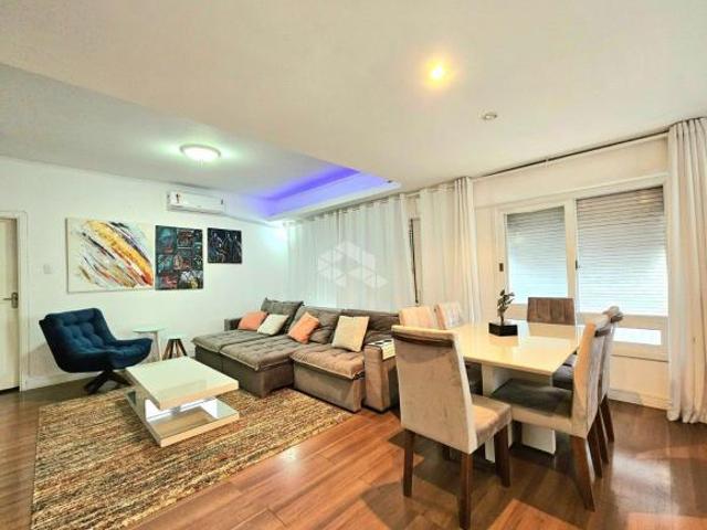 Apartamento de 3 dormitórios, suíte, sacada, semi mobiliado, no bairro Independência.
