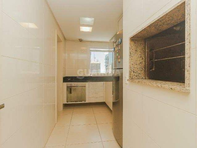 Apartamento de 3 dormitórios sendo uma suíte bairro Petrópolis COD: 19283