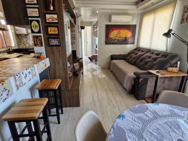 Apartamento de 3 Dormitorios sendo 1 suite, e 2 vagas de garagem no Bairro Humaita