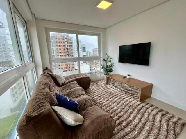 Apartamento de 3 dormitórios sendo 1 suíte mobiliado com box/vaga de garagem em Capão da Canoa