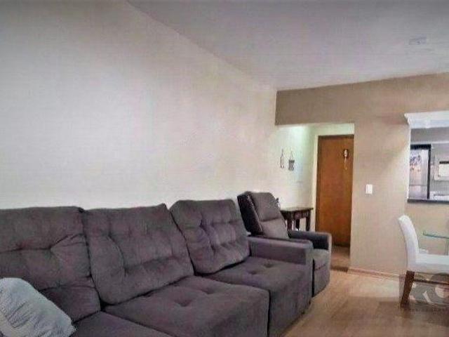 apartamento de 3 dormitórios, sendo 1 suíte no bairro Glória