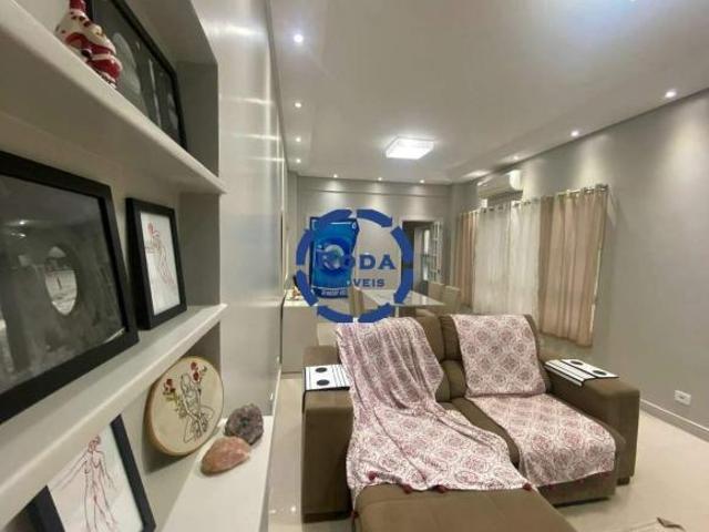 Apartamento de 3 dormitórios todo reformado à venda no Gonzaga