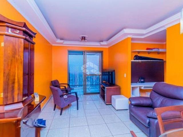 Apartamento de 3 dormitórios, 1 suíte, com sacada e vista, pronto pra morar
