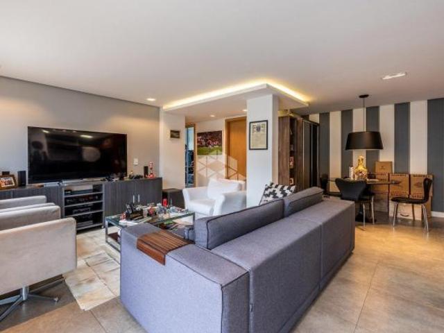 Apartamento de 3 dormitórios, 1 suíte e 2 vagas no bairro Jardim Lindóia em Porto Alegre RS!