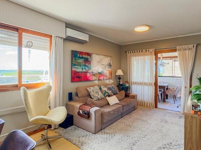Apartamento de 3 dormitórios, 1 suíte e 2 vagas no bairro Jardim Lindóia em Porto Alegre RS!