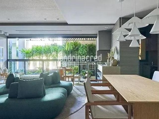 Apartamento de 3 Dormitórios, 2 Vagas e 98m² no Ed. Tay, Com Suíte e Conforto Completo