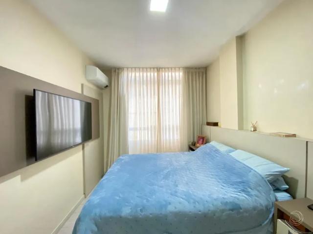 Apartamento de 3 dorms no bairro Centro