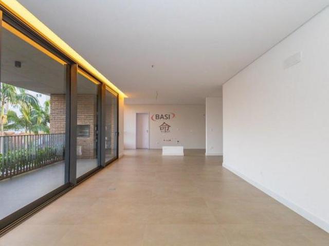 Apartamento de 3 Quartos/3 Suites A Venda no Cabral 4 vagas PRONTA PRA MORAR