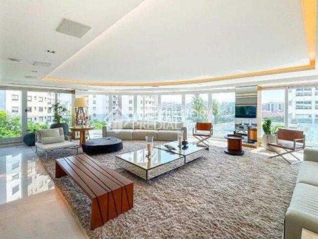 Apartamento de 3 quartos 3 suítes e 4 vagas à venda no Bairro Jardim Europa em Porto Alegre