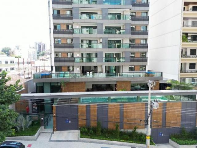 Apartamento de 3 quartos, 151m² no bairro Santa Helena, em Juiz de Fora